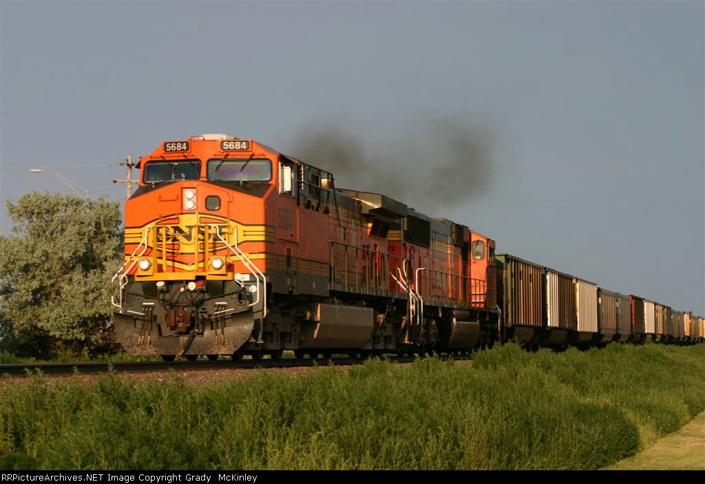 BNSF 5684